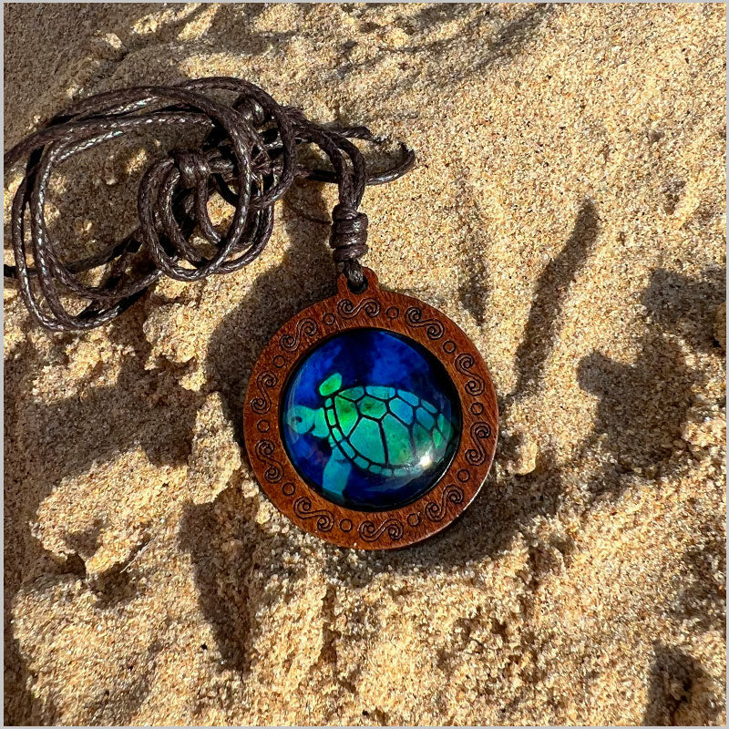 Maori Green Sea Turtle Necklace + Save & Track a Real Sea Turtle ...